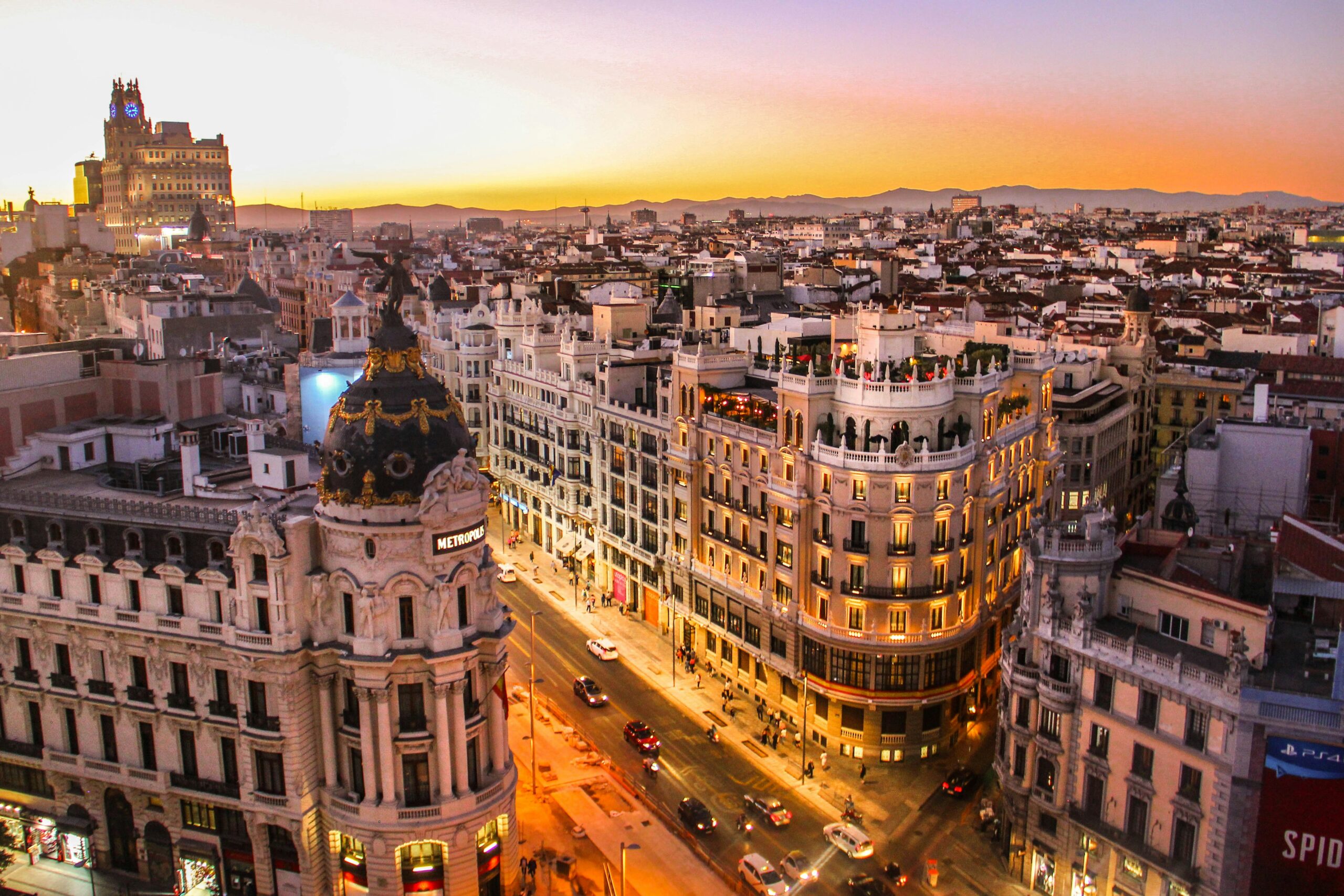 Las mejores azoteas para cenar en Madrid cuando cae la noche